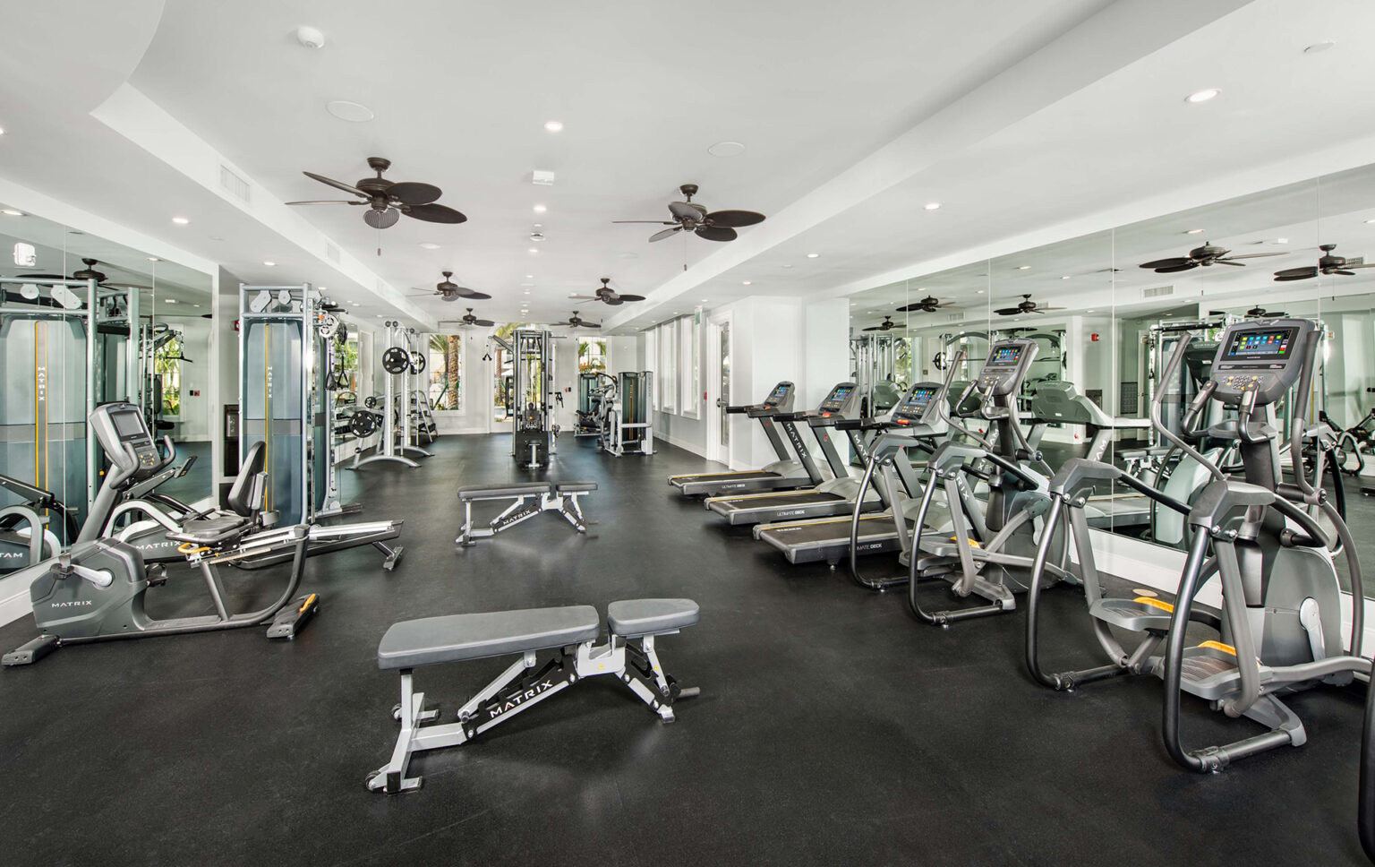 Luxury Apartment Amenities at Town Treeline - Fort Myers, FL